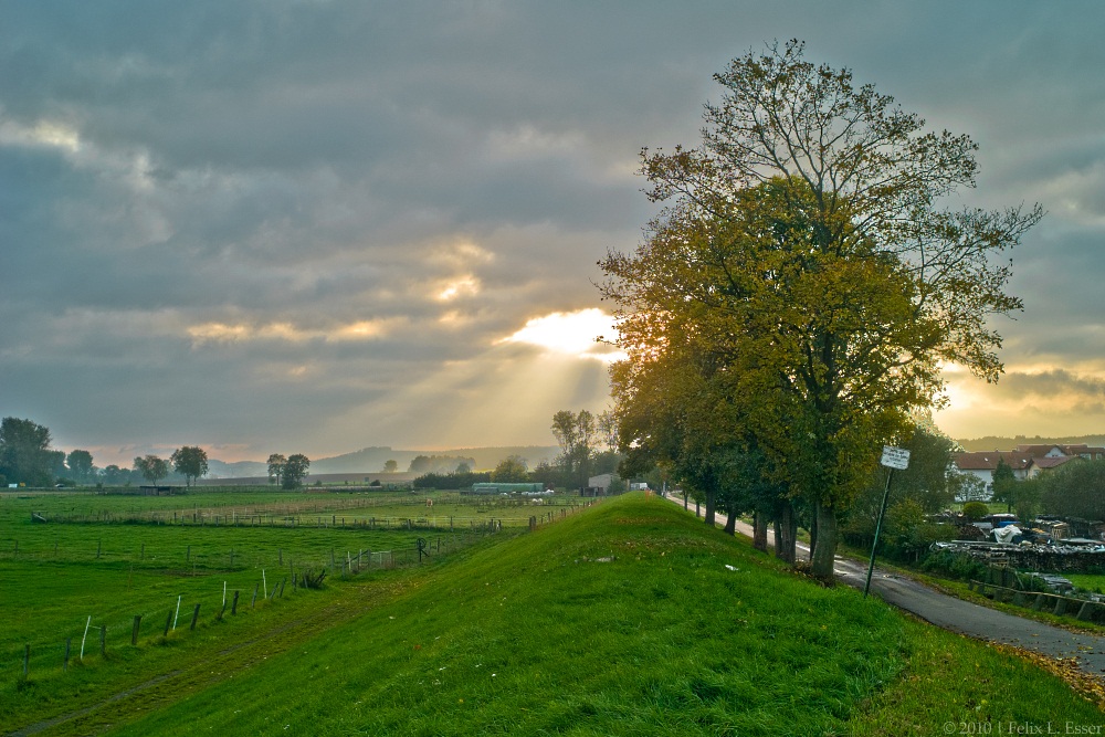 Evening impression in the fields (Lightroom 3.2 pseudo-HDR) « efix ...
